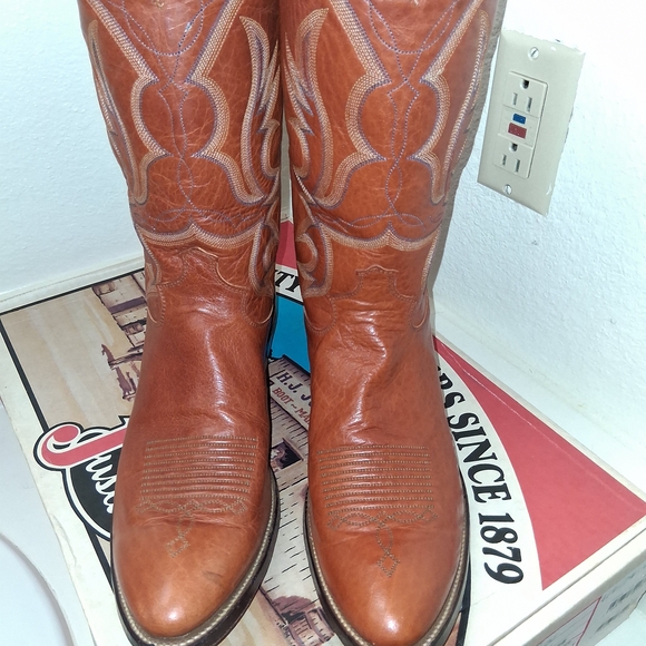 Justin Boots | Shoes | Justin Boots Tan Western Cowboy Boots | Poshmark